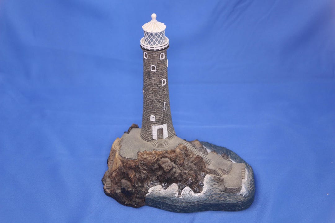 Harbour Lights - Longships England Lighthouse Resin Model Replica ...