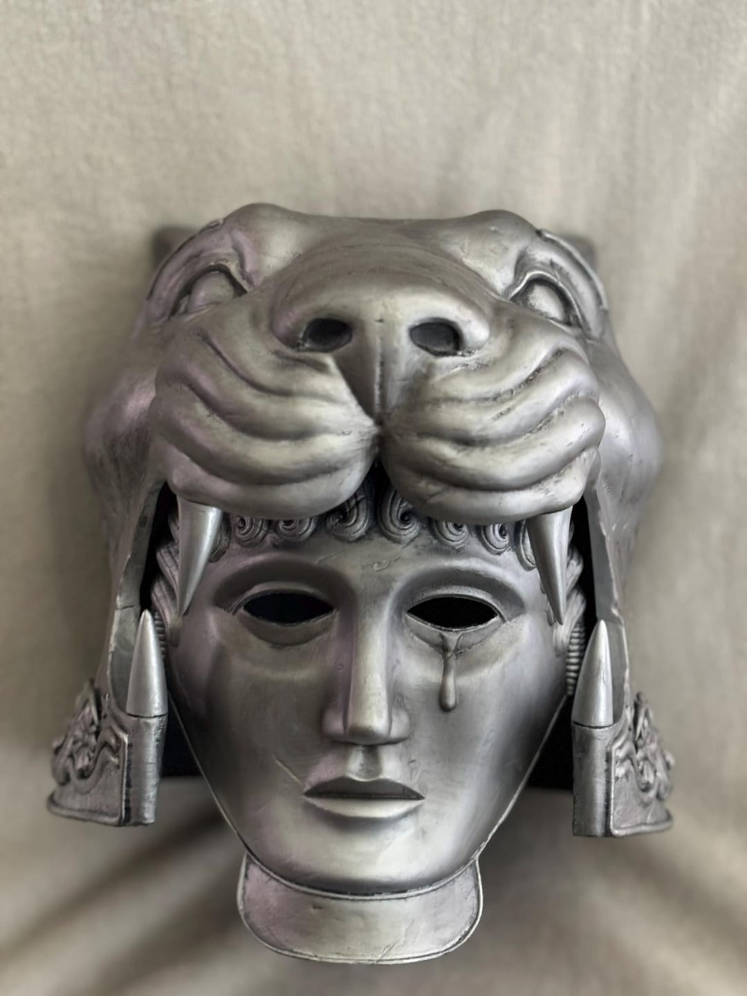 Tigris of Gaul Helmet – Life-size Handcrafted Gladiator Replica - Etsy