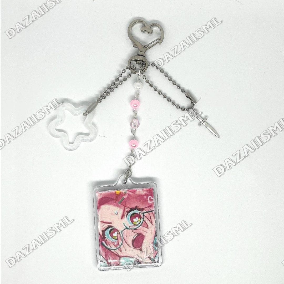 Alien Stage Mizi Handmade Keychain - Etsy