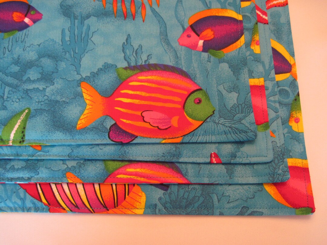 Tropical Fish Placemats Set 4 or 6 Reversible Clown Fish Seahorse ...