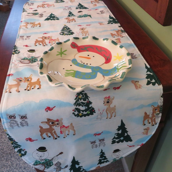 Winter Table Runner - Etsy