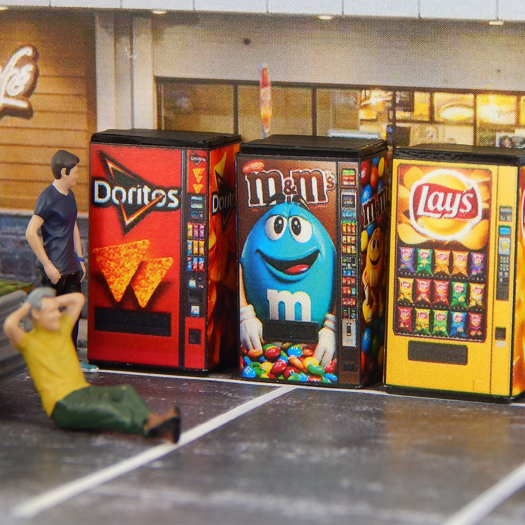 1/64 Scale Diorama Vending Machine SNACKS Model City Accessory S Scale ...