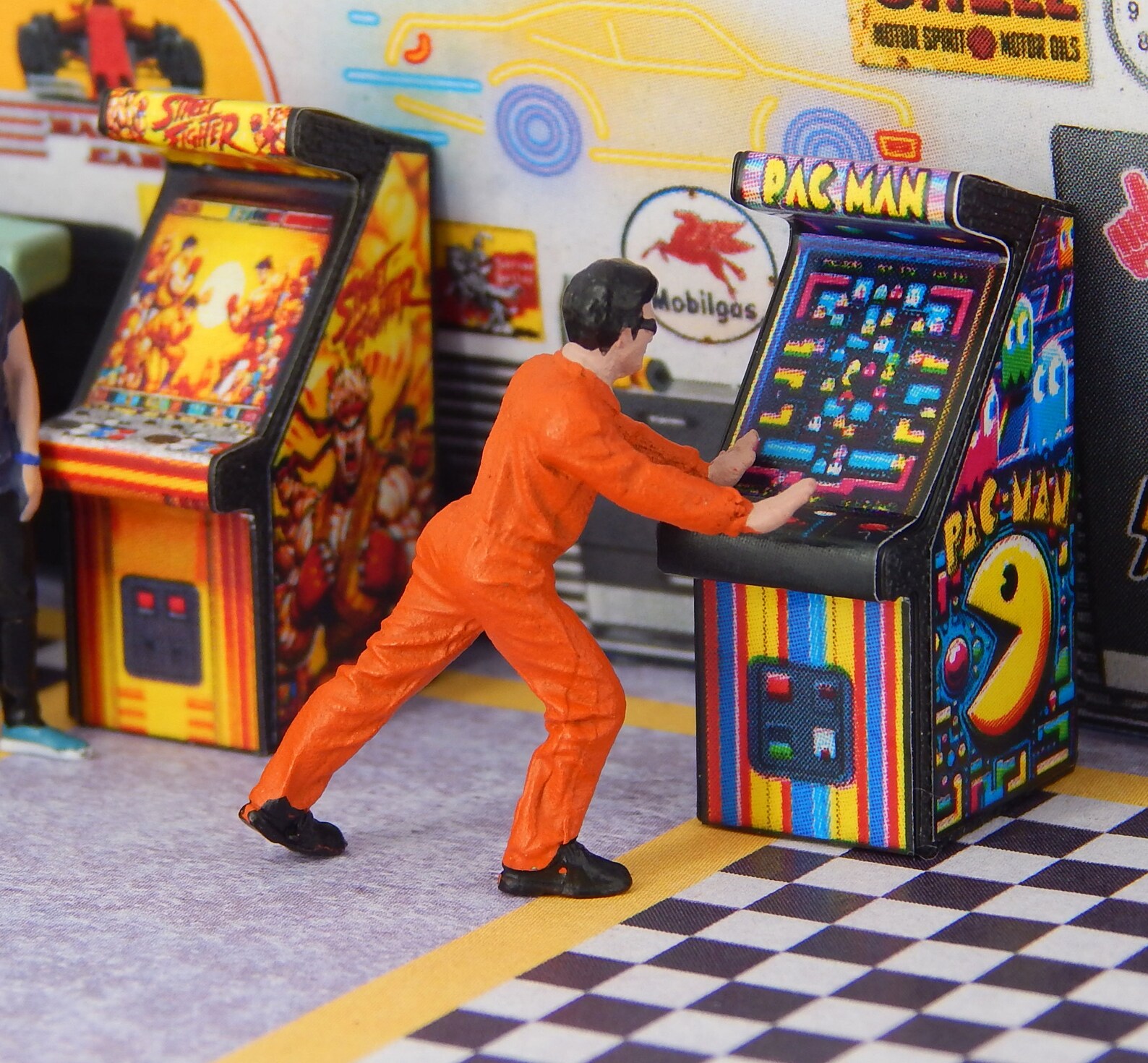 1/64 Diorama Display ARCADE MACHINE Model City Scene Accessory S Scale ...