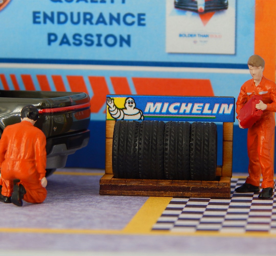 1/64 Diorama Model Tire Rack MICHELIN Wood Tire Rack Model City Model ...