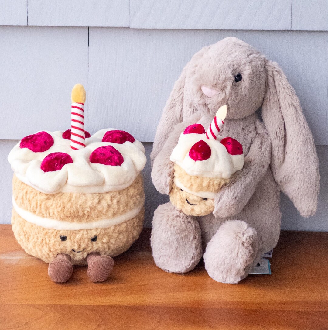 Jellycat Bashful Beige Birthday Bunny With Amuseable Birthday Cake Set ...
