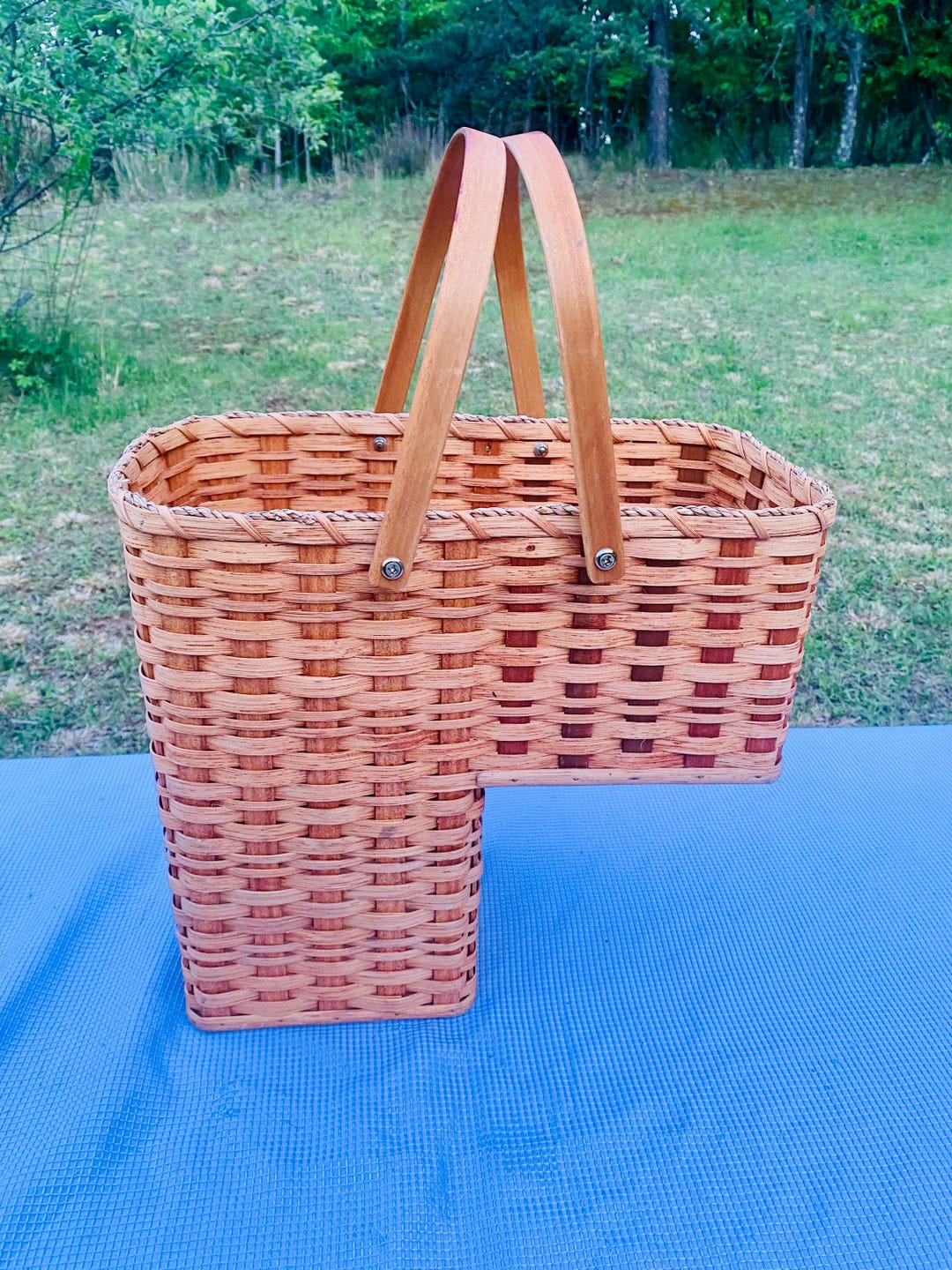 Vintage SUPERB Woven Wicker STAIR STEP Basket 17”x16”x9” Amish Home ...