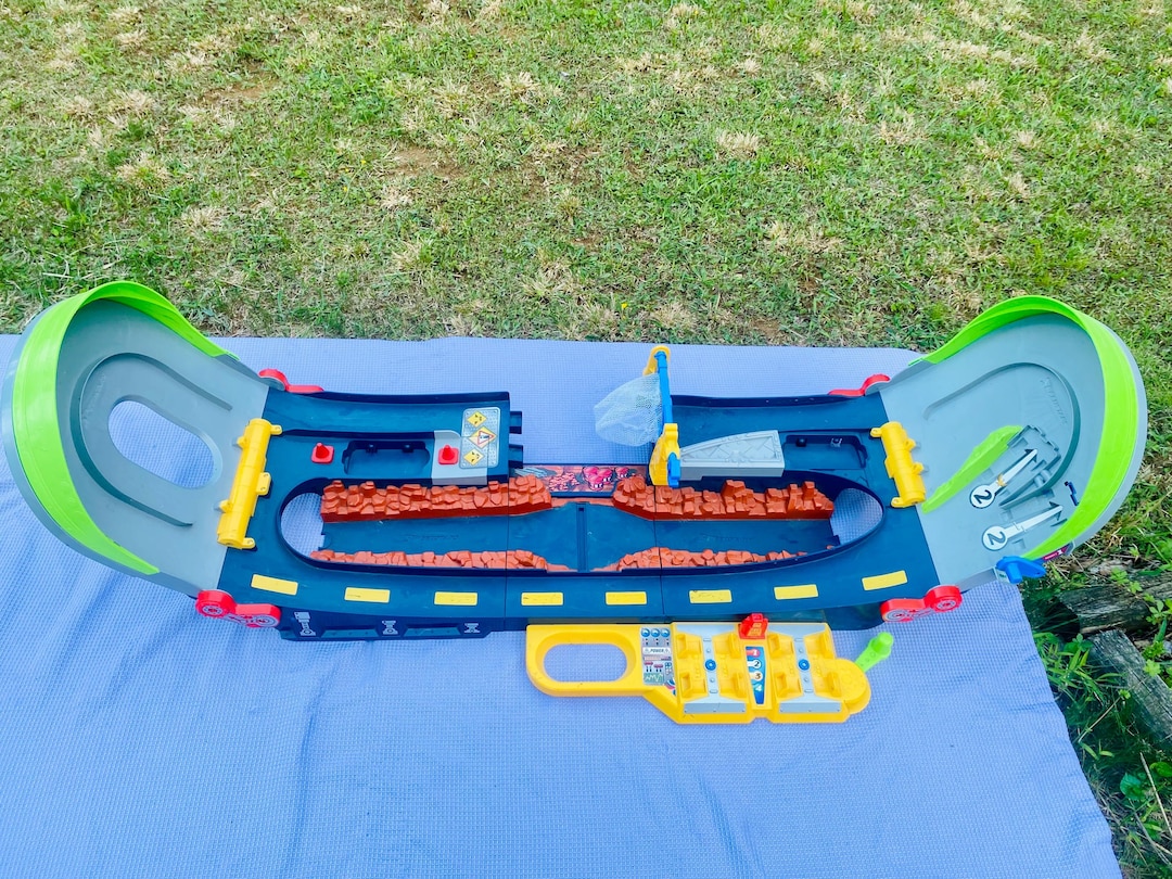 Vintage RARE 50” 2004 Playskool Speedstars Half Pipe Highway Toy ...
