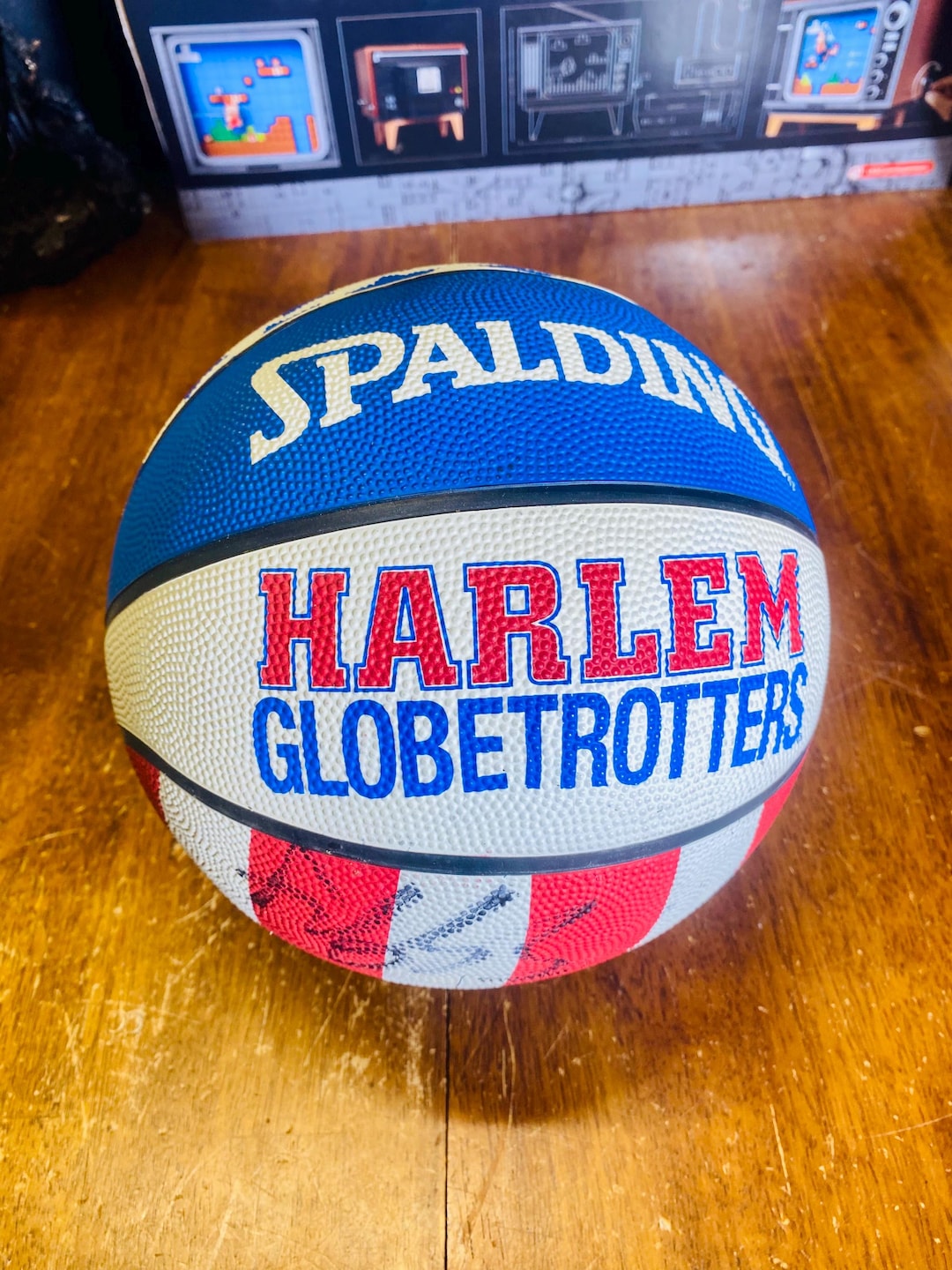 Vintage Harlem Globetrotters AUTOGRAPHED SIGNED Spalding Basketball 4 ...