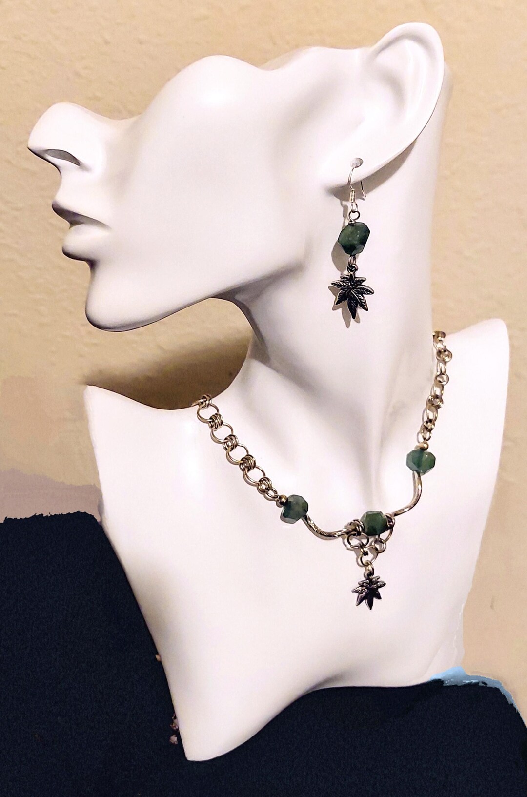 4/20 Vibes Aventurine Marijuana Leaf Necklace and Earrings - Etsy
