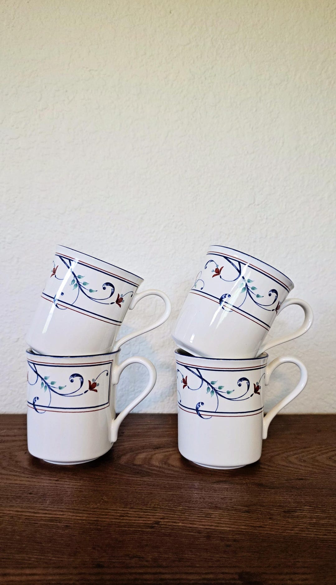 Set of 4 Mikasa Intaglio Annette Square Bottom Coffee Tea Mugs Cups ...