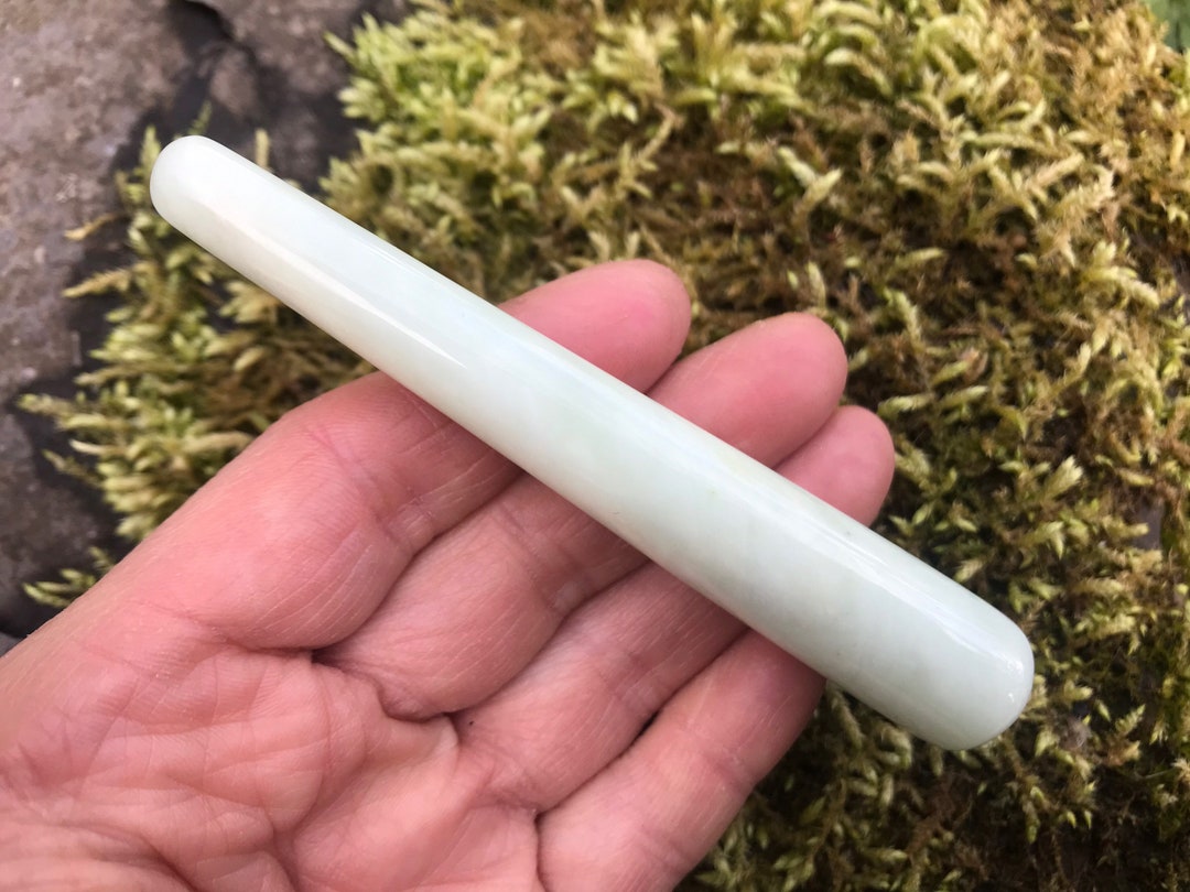 GREEN JADE WAND Green Jade Serpentine 100% Natural Genuine Undyed ...
