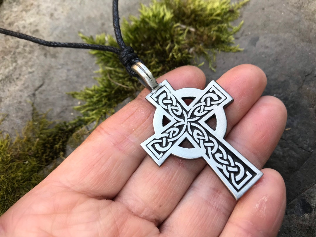 PEWTER CELTIC CROSS Pewter Pendant - Christian Sun Cross Druid Pagan ...