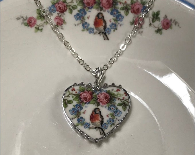 Broken China Jewelry, Robin and Roses Heart Pendant Necklace, 20th ...