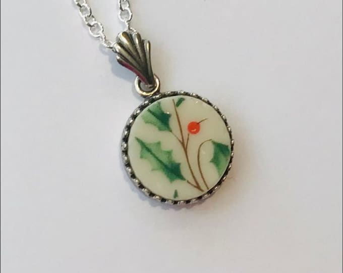 Broken China Jewelry Lenox Christmas Holiday Holly Petite Pendant ...