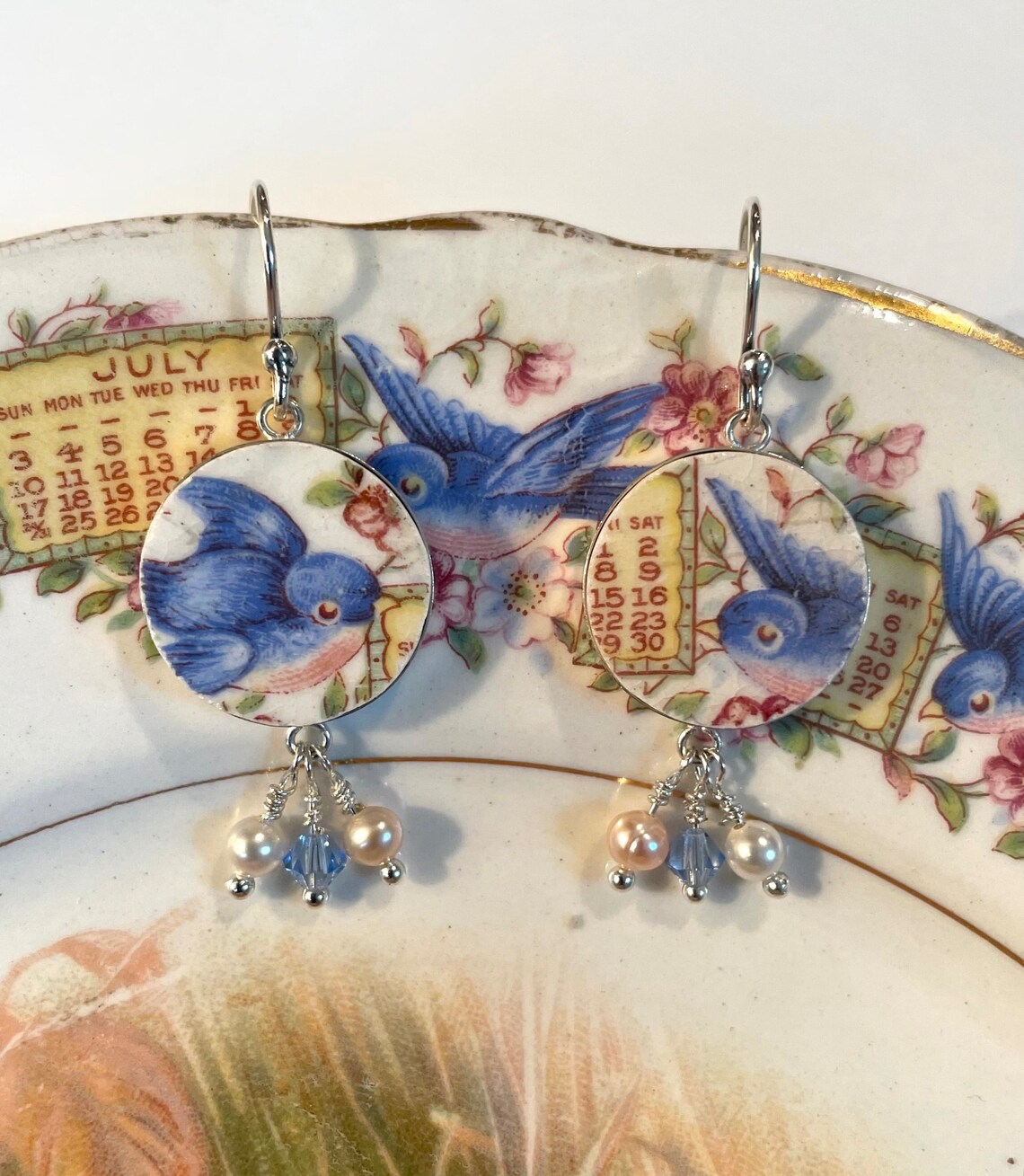 Broken China Jewelry Bluebird 1921 Calendar Plate Circular Swag ...