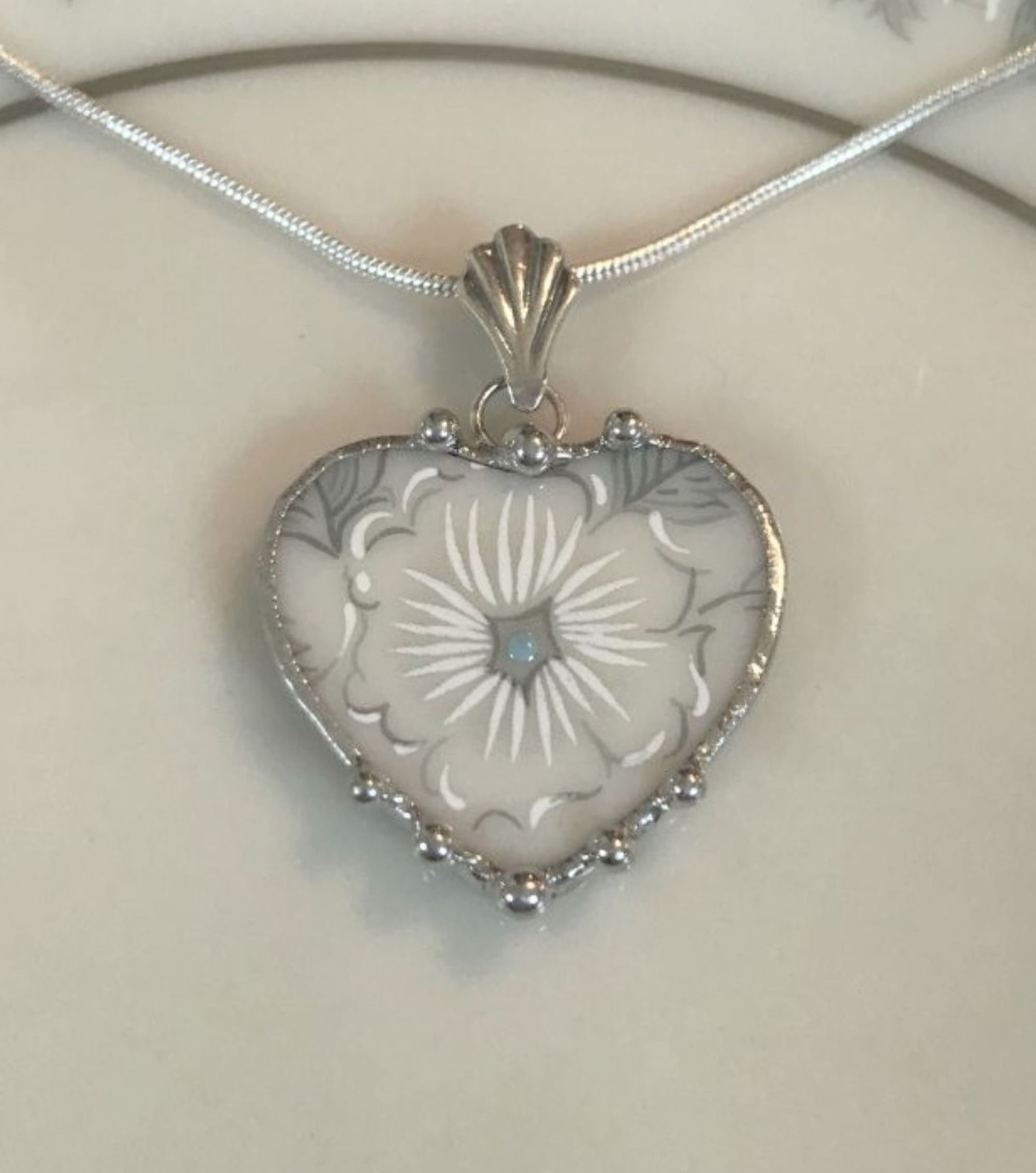 Broken China Jewelry, Lenox Windsong China Heart, Sweet and Petite ...