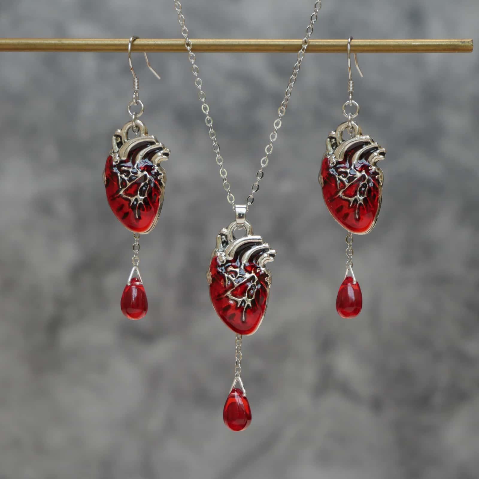 Bleeding Heart Earrings Vampire Blood Earrings Dark Gothic Earrings ...