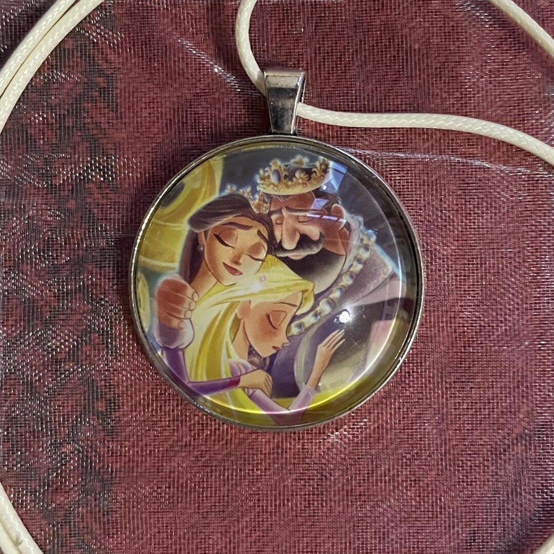 Rapunzel & Family Tangled, Disney Lorcana Card Pendant - Etsy
