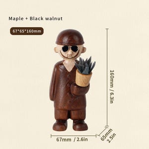 Wooden Léon & Mathilda Figurines, Léon the Professional, Handcrafted ...