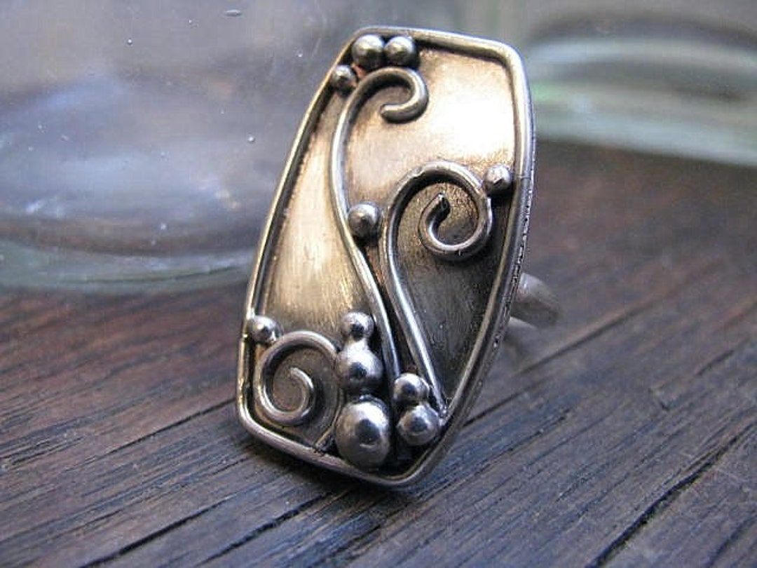 Silver Portrait Ring II - Etsy