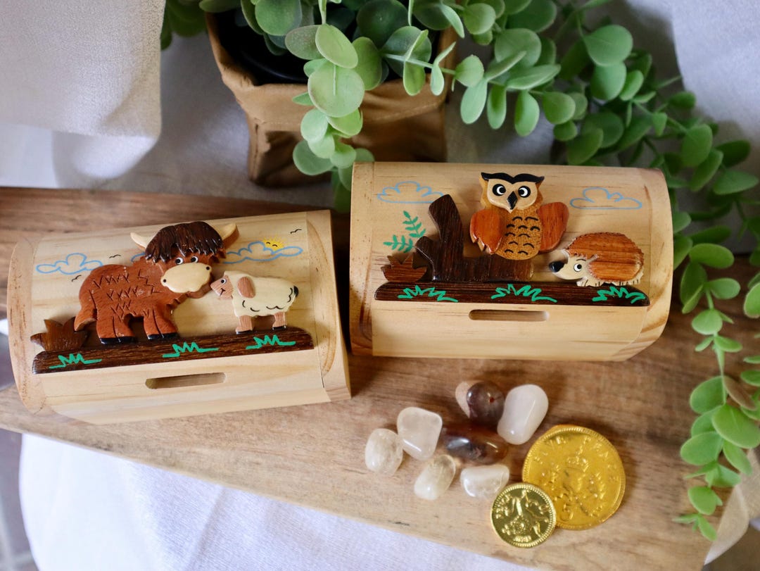 Personalised Highland Cow Money Box, With Secret Lock! / Personalised ...