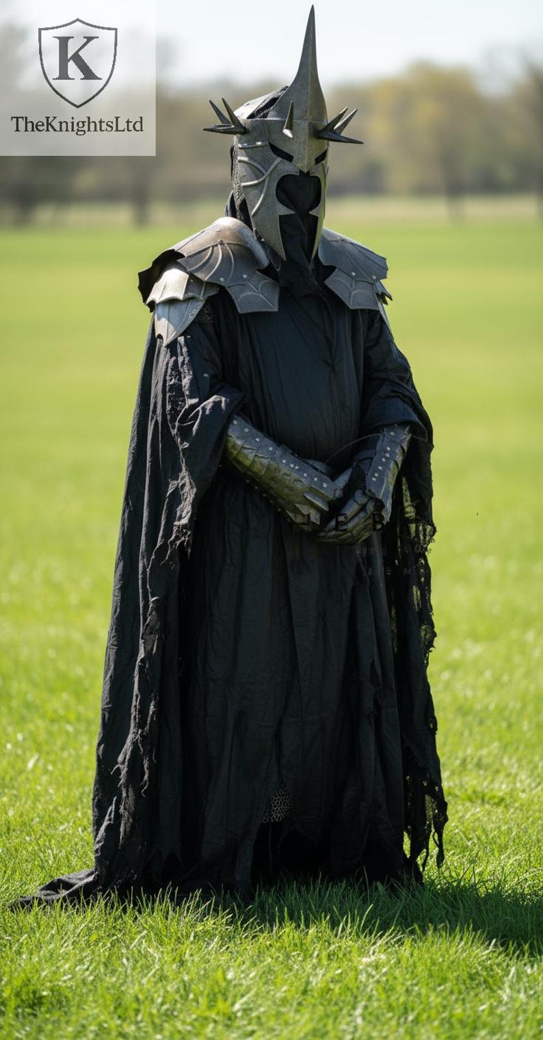 Nazgul Full Costume: Ringwraith Outfit With Helmet, Gauntlets & Cloak ...