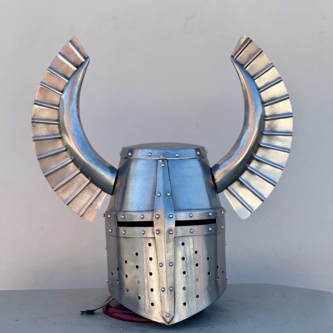 Templar Knight Helmet With Horns, Medieval Crusader Armor, Cosplay - Etsy
