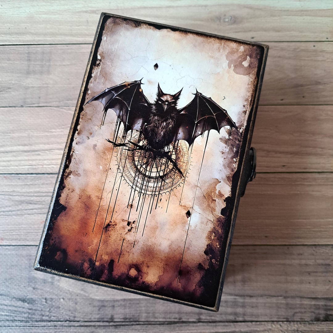 Personalized Gothic Bat Tarot Card Box, Wooden Keepsake Box - Etsy