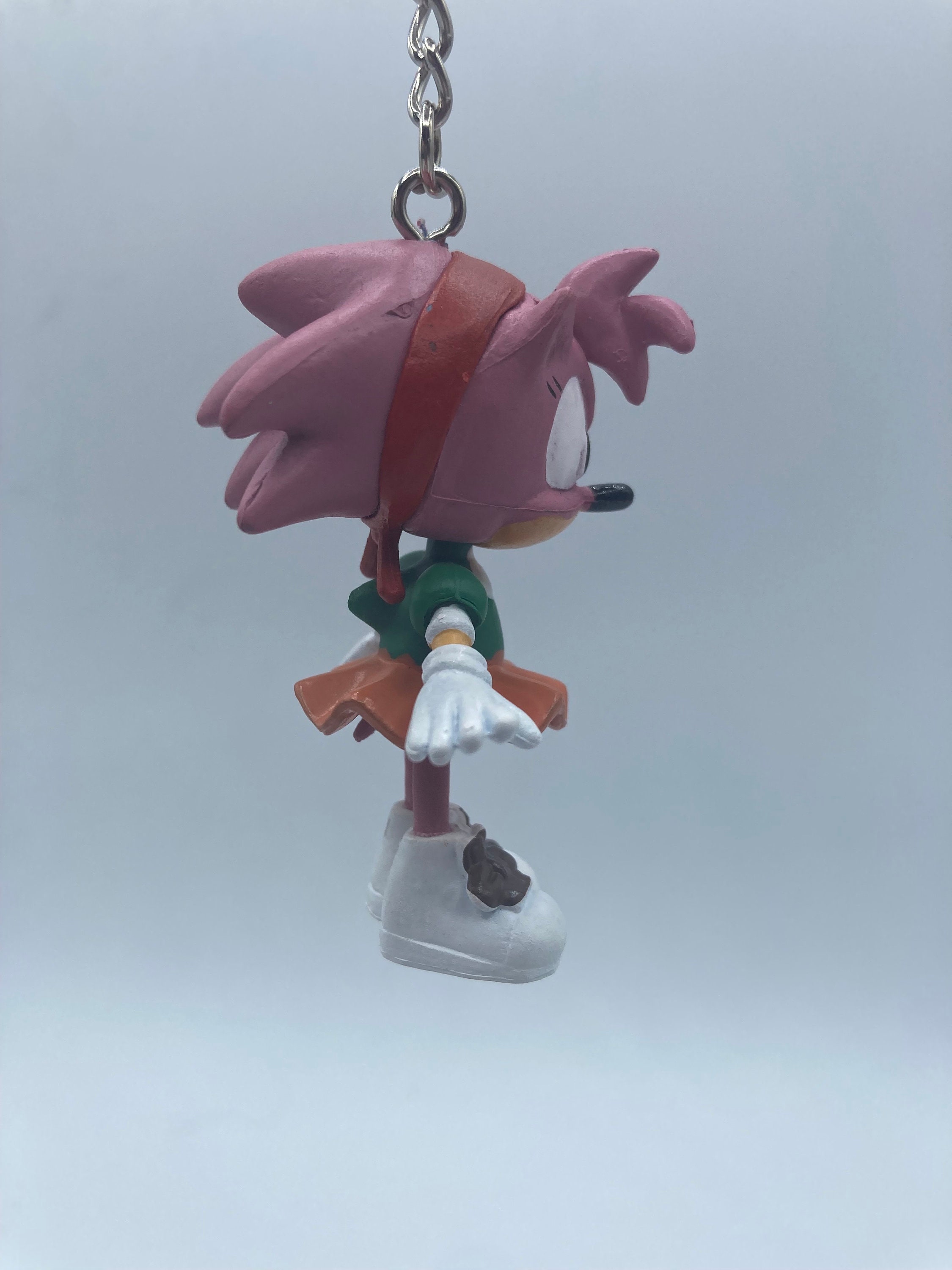 Sonic the Hedgehog Pink Amy Keychain Backpack Zipper Purse Chain 2.5 ...