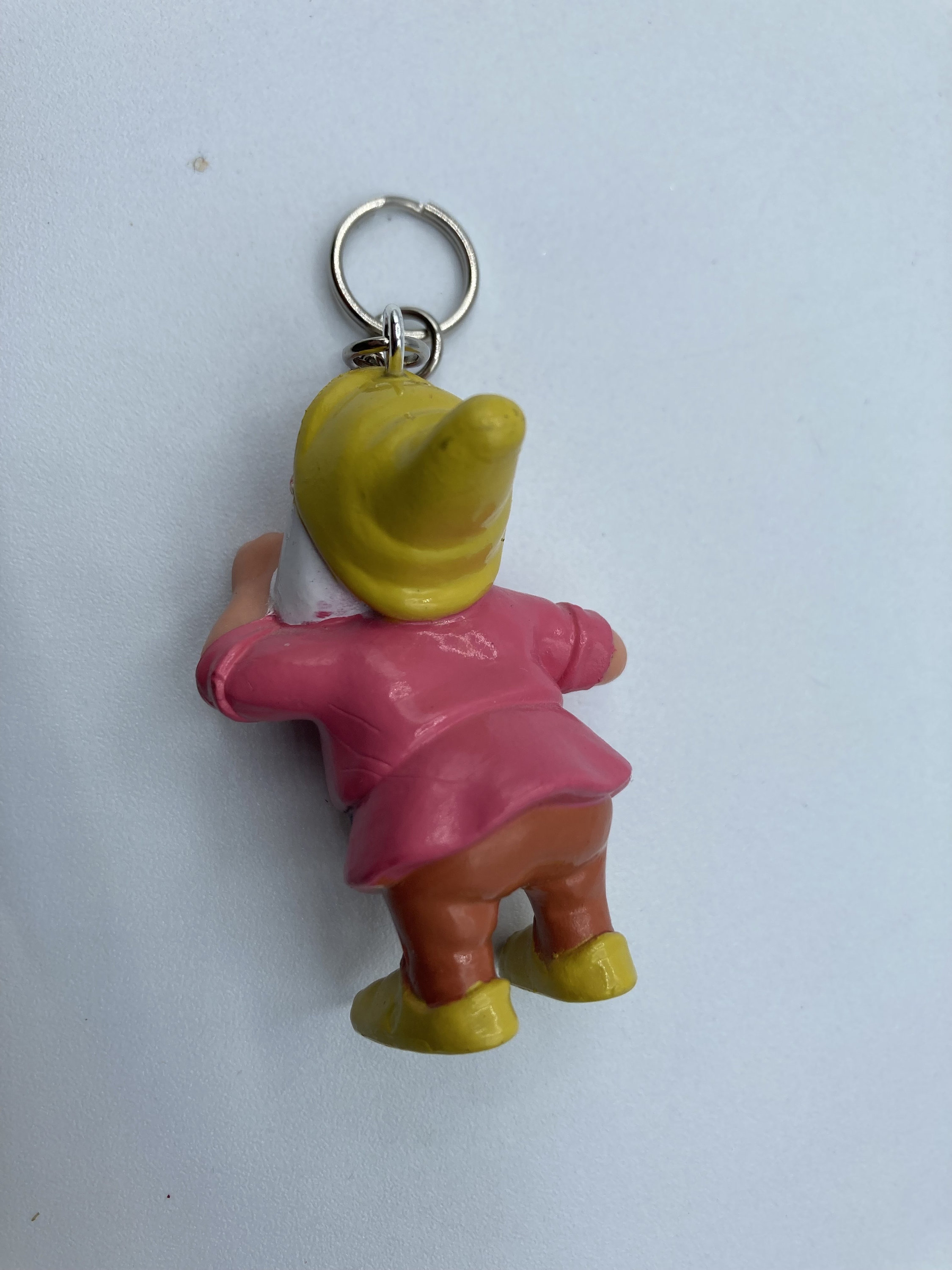 Disney Snow White and the Seven Dwarves Doc Dwarf Character Keychain ...