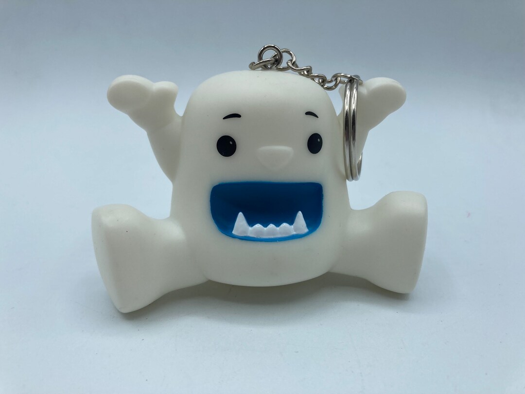 Yeti in My Spaghetti Keychain Backpack Zipper Purse Chain 2" Tall ...