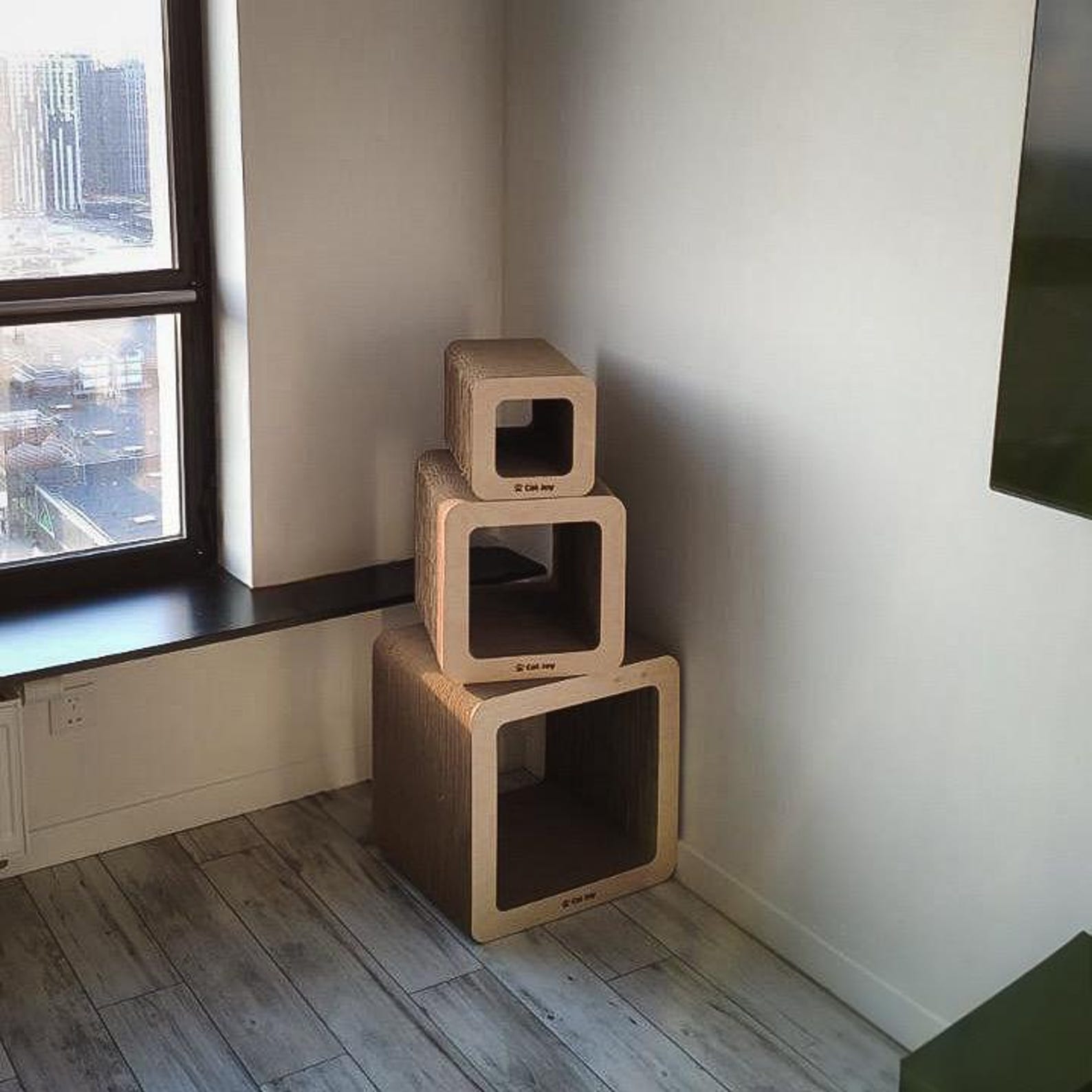 Modern Design Luxury Cat Scratcher House hideout Wooden & Cozy ...