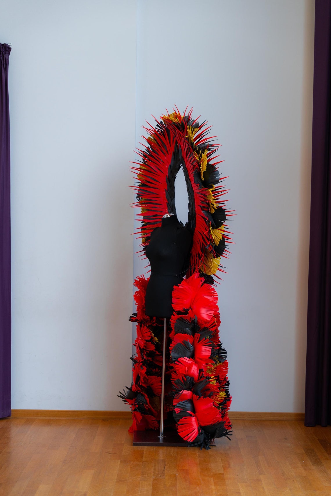 Red Samba Dance Costume, Trinidad Carnival, Caribbean Carnival, Dance ...