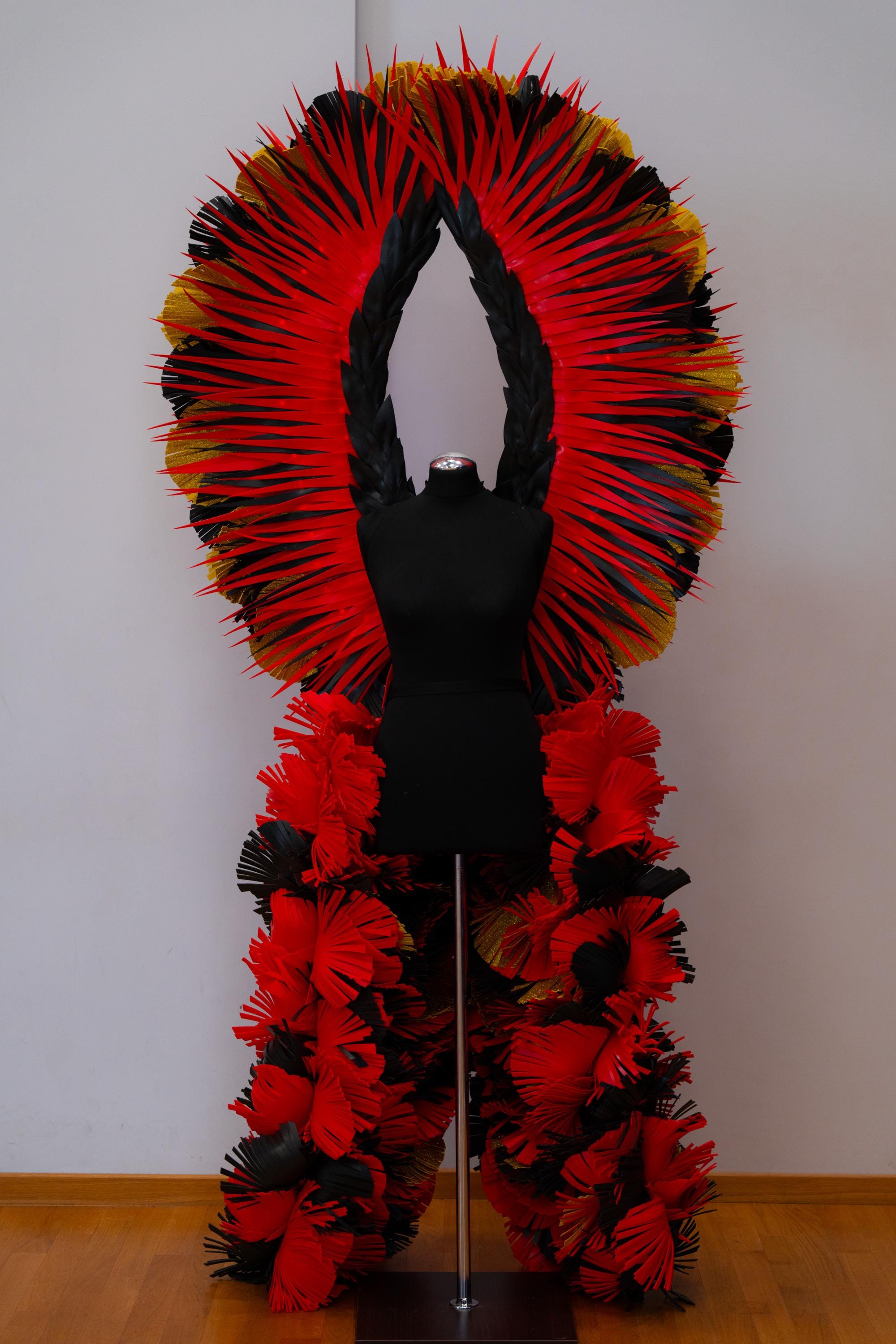 Red Samba Dance Costume, Trinidad Carnival, Caribbean Carnival, Dance ...