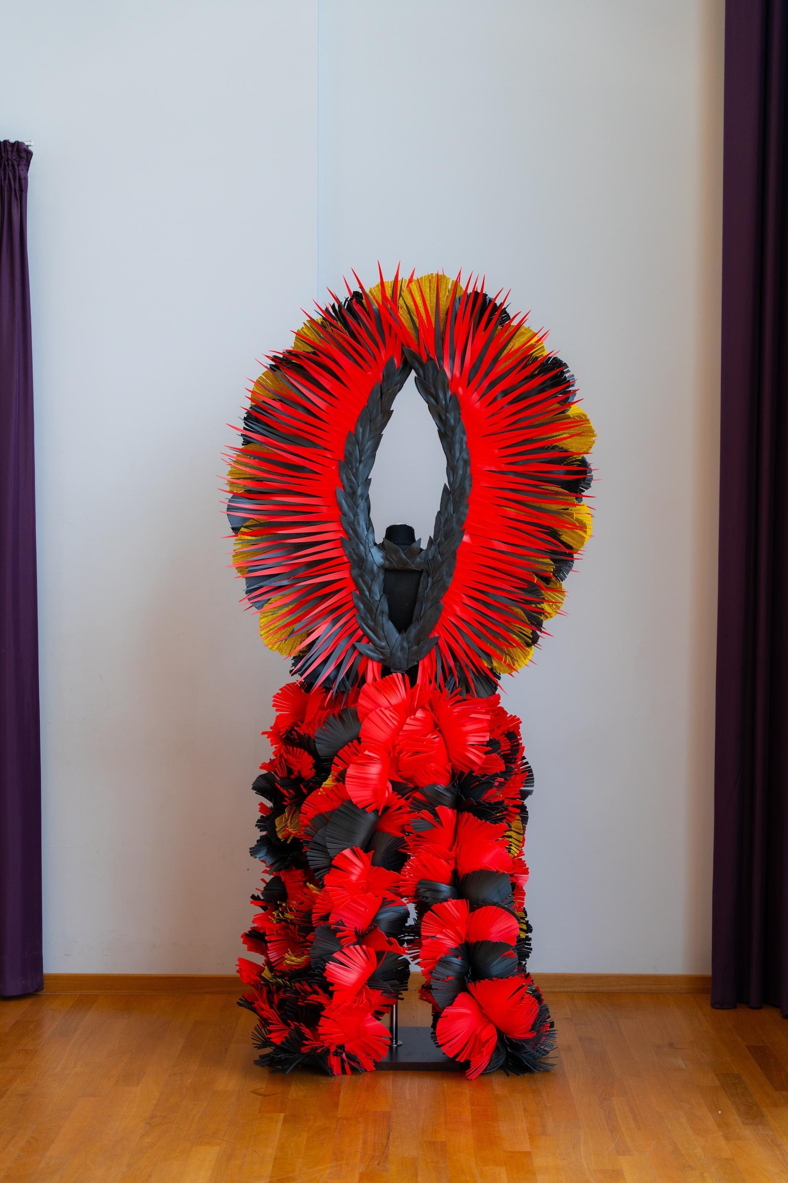 Red Samba Dance Costume, Trinidad Carnival, Caribbean Carnival, Dance ...