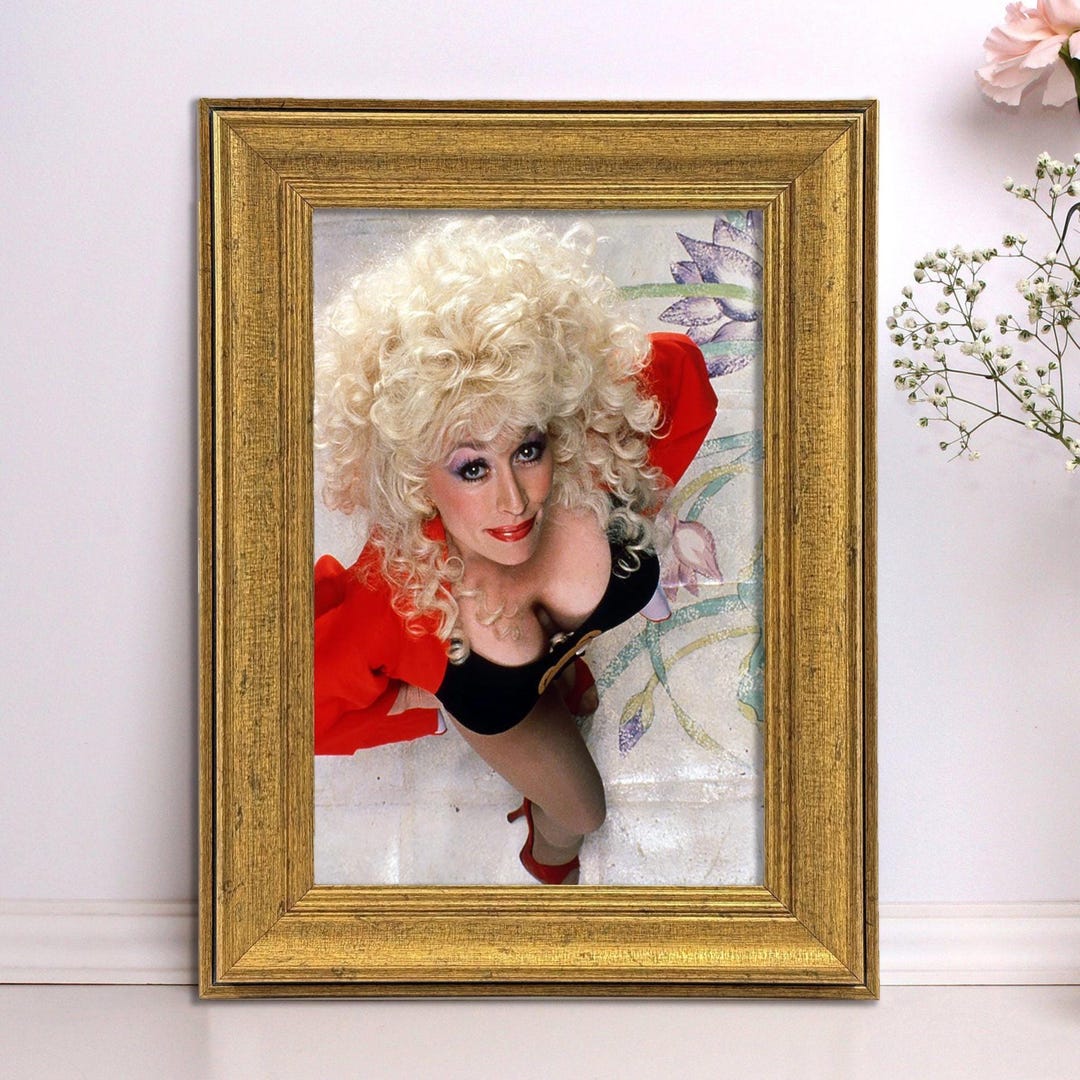 Dolly Parton in Red Jacket – Iconic Color Photo of the Country Music ...