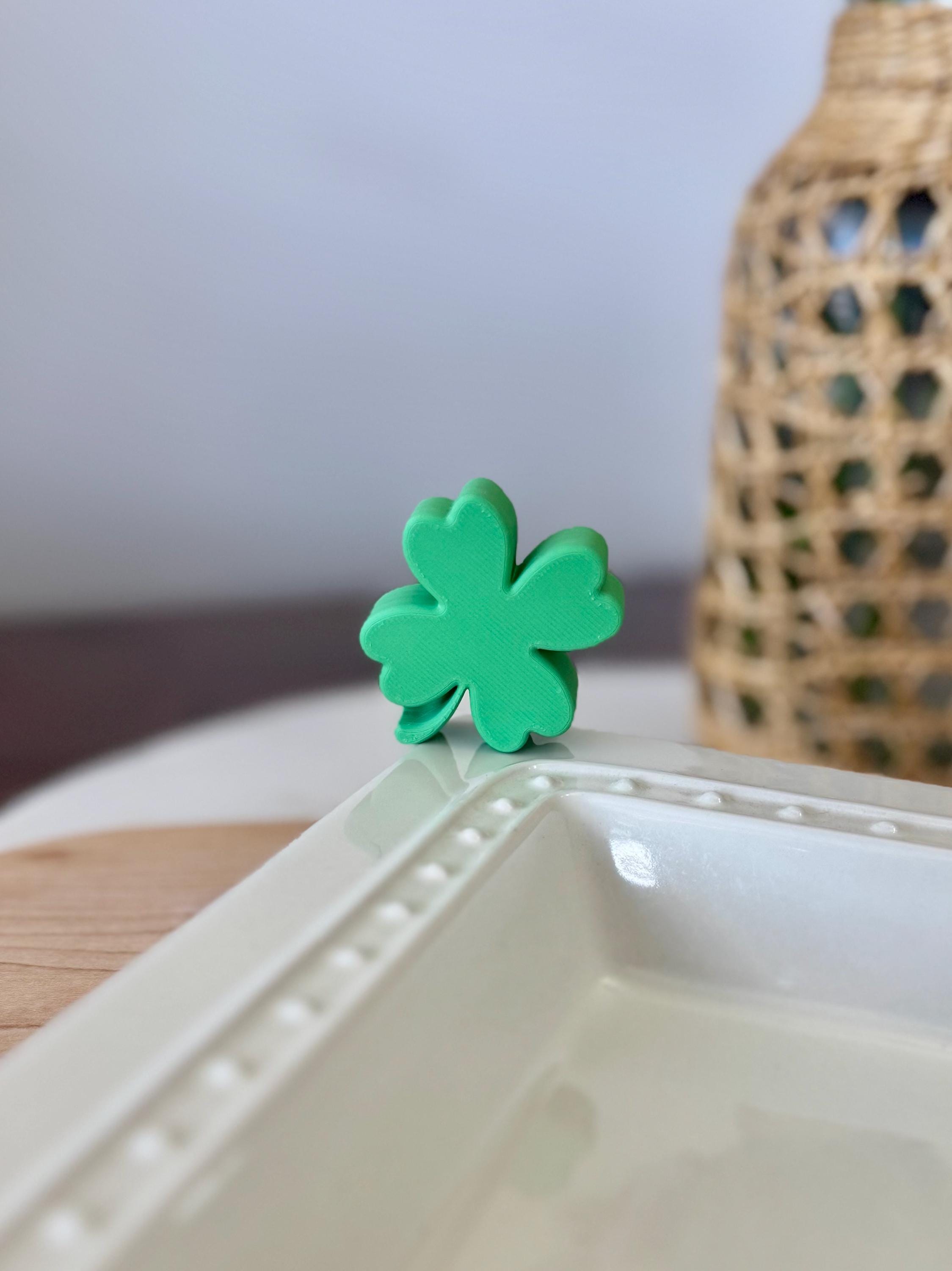 Four Leaf Clover Shamrock - Serving Dish Decor - Nora Fleming Mini ...