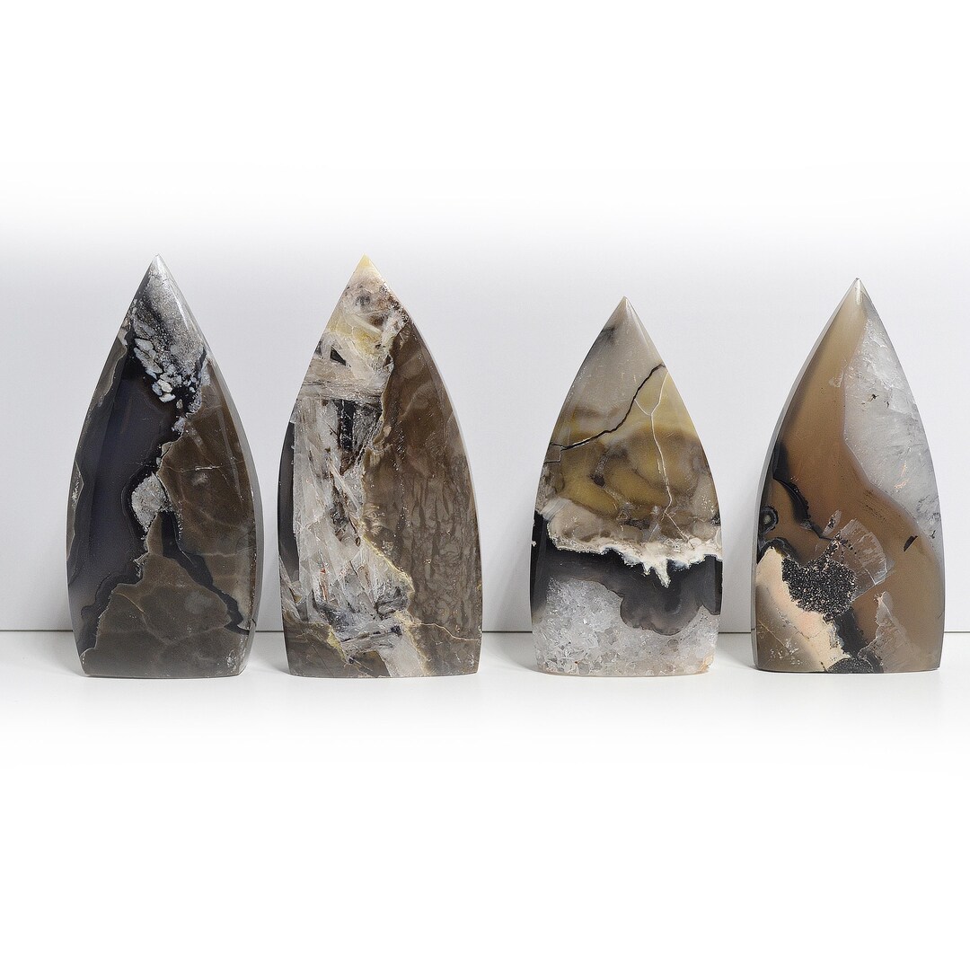 Volcano Agate Tear Drop Tower - UV Reactive From Hawaiian Unique ...