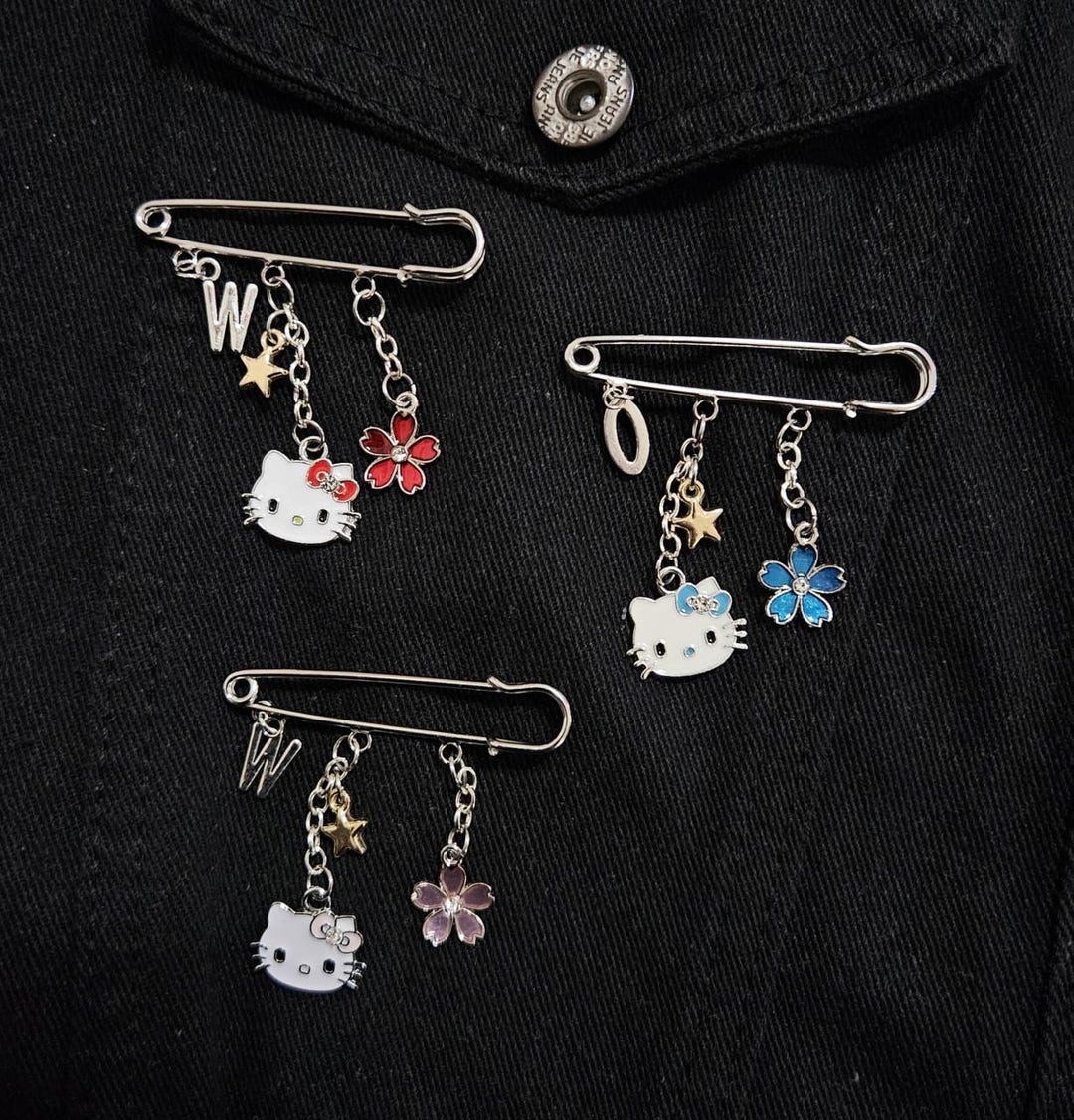 Fashion Pin Inspired by Hello Kitty, Comes in Three Different Colors ...