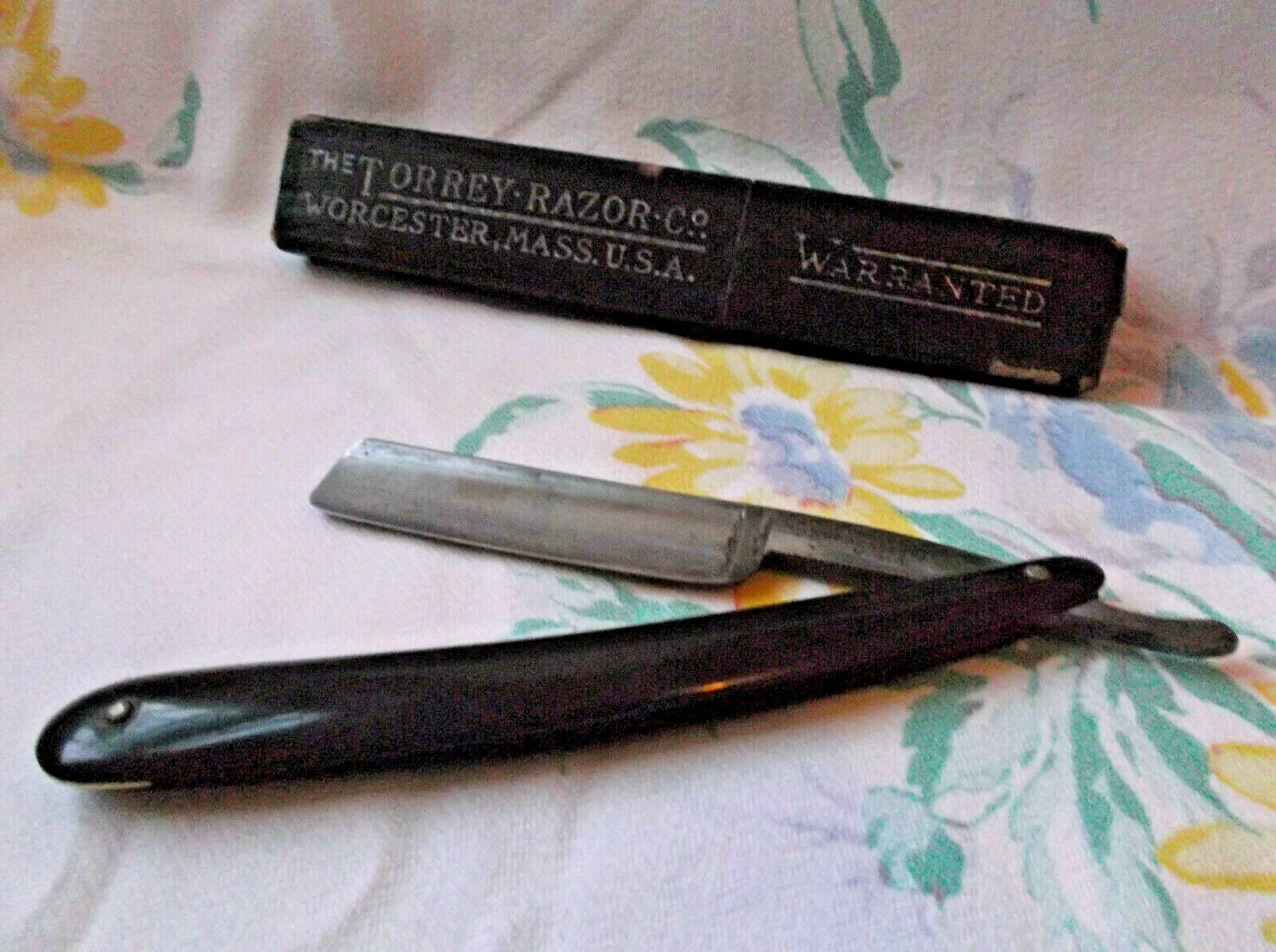 Contact 4 Holiday Shipping // Antique Torrey Co Straight Razor - Etsy