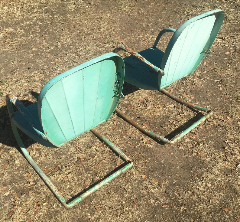 Antique Vintage Clamshell Metal Shell Back Patio Chair // IG ...