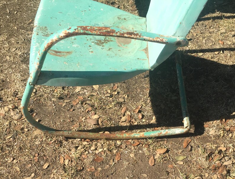 Antique Vintage Clamshell Metal Shell Back Patio Chair // IG ...