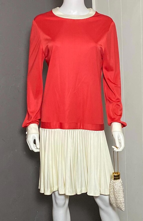 1960's MOD Drop Waist Pleated Mini Dress from Adele M… - Gem