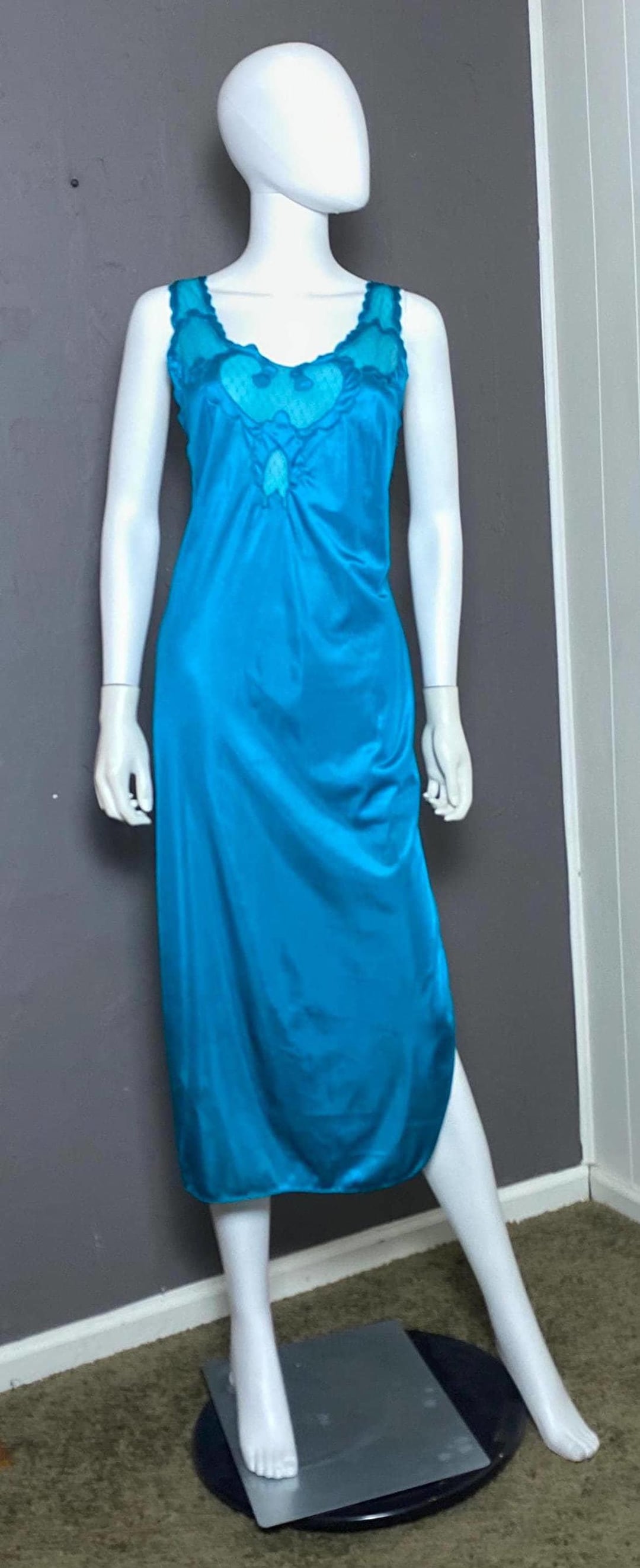 1970's Teal Nightgown With Swiss Dot Lace + Embroidered Applique From ...