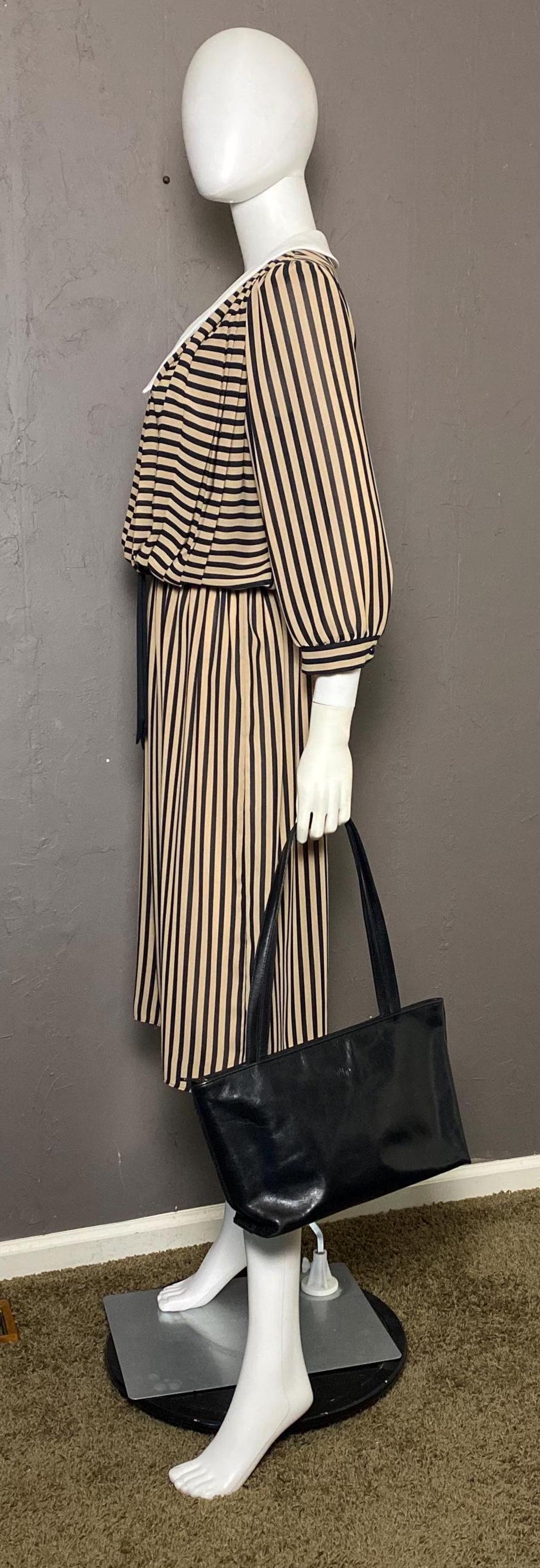 1990's Large Black Leather Shoulder Bag From Monsac - Etsy