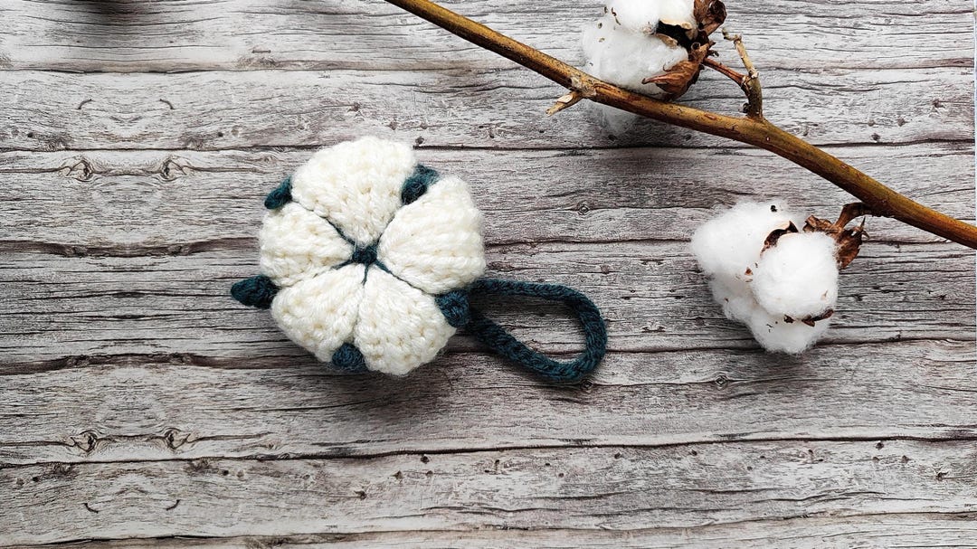 The Cottoné Charm: Cotton Boll Crochet Pattern Keychain or Hanger ...