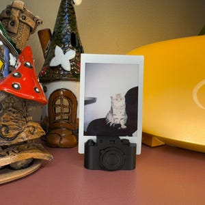 Polaroid Picture Holder - Instax Photo Frame - Polaroid Display Stand ...