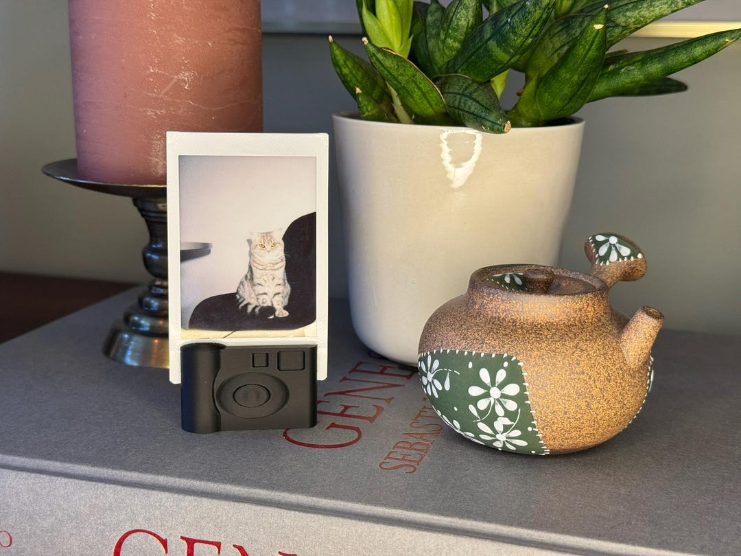 Polaroid Picture Holder - Instax Photo Frame - Polaroid Display Stand ...