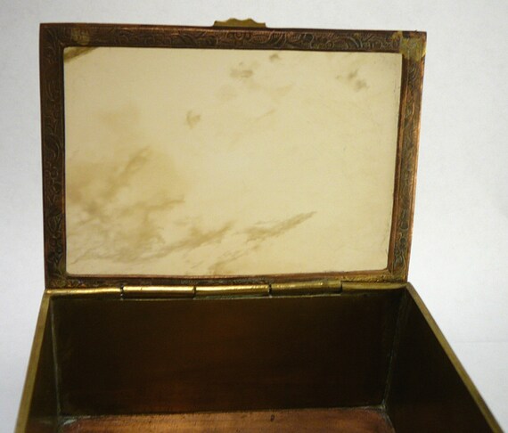 Vintage Chinese Export Stone Lid Jewelry Box - Gem