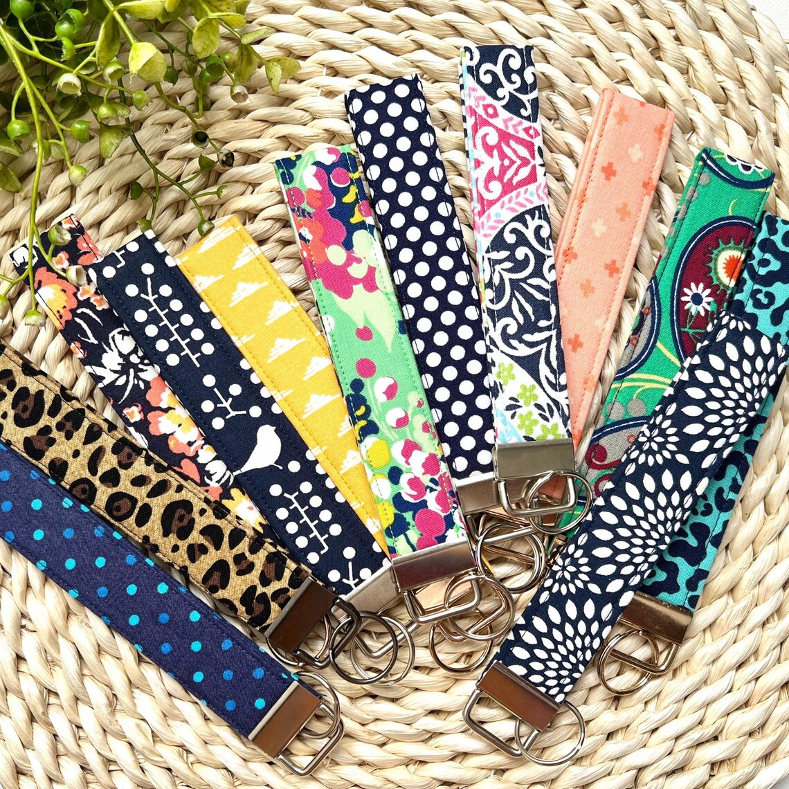 Handmade Keychain Wristlet for Keys, Fabric Wristlet Key Fob - Etsy